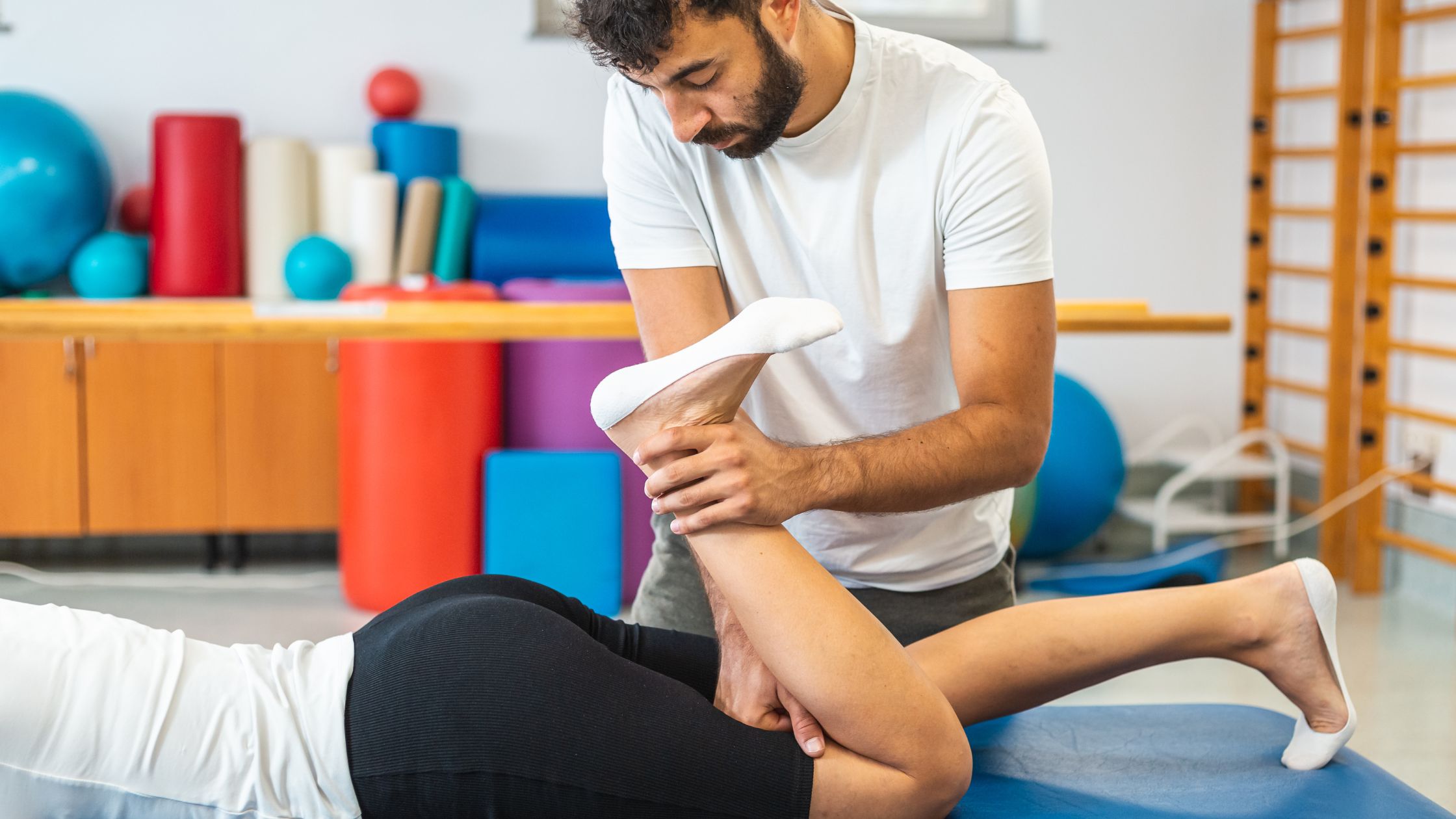 Physical Therapy for Sciatica: A Complete Guide - swiftrehab